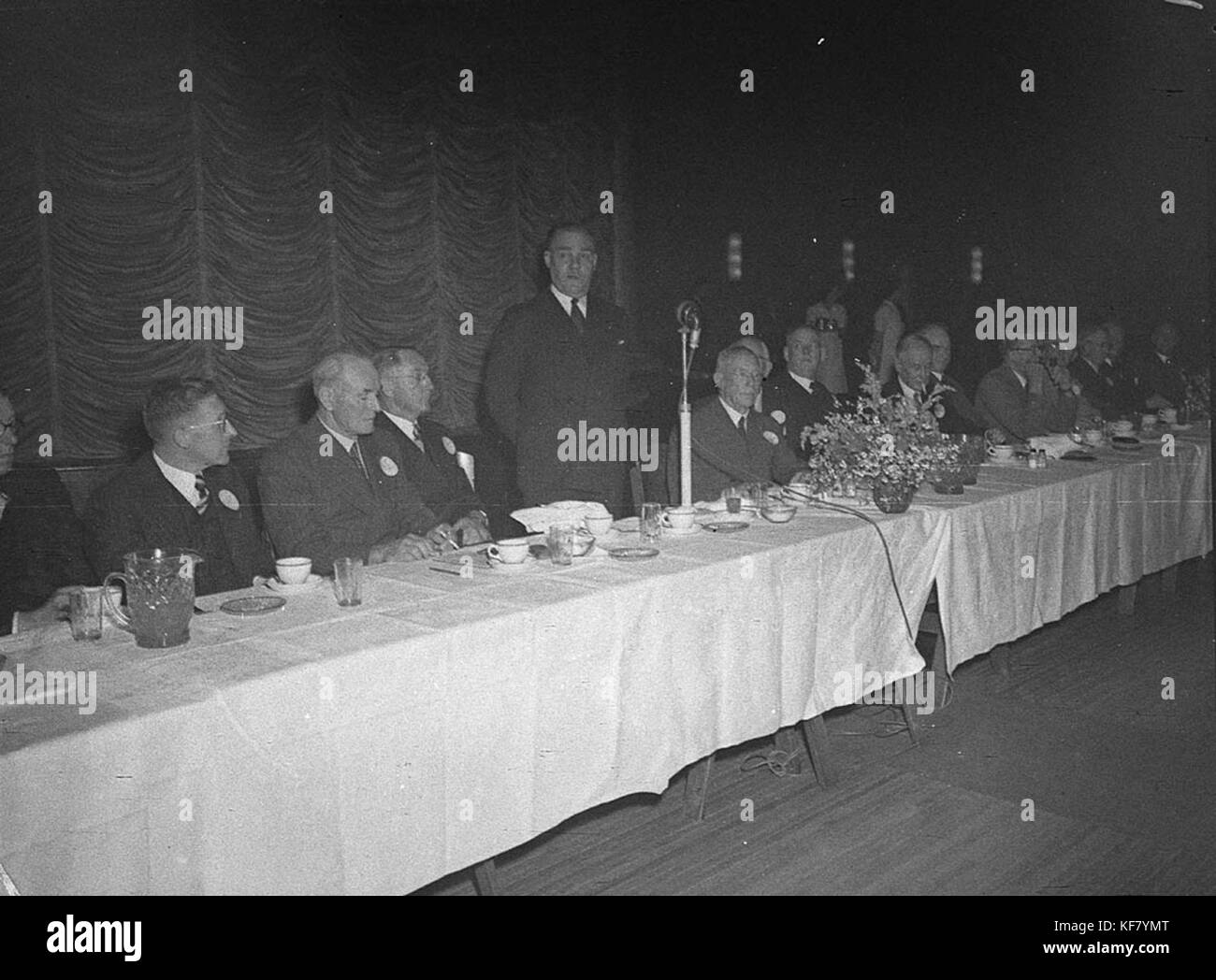 Conference schedule hi-res stock photography and images - Alamy