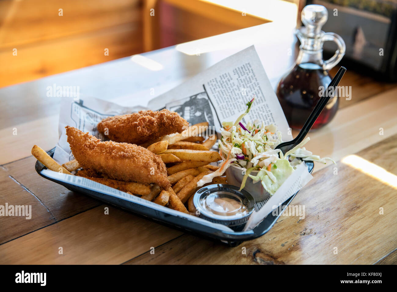 Inside a fish and chip shop hi-res stock photography and images - Alamy