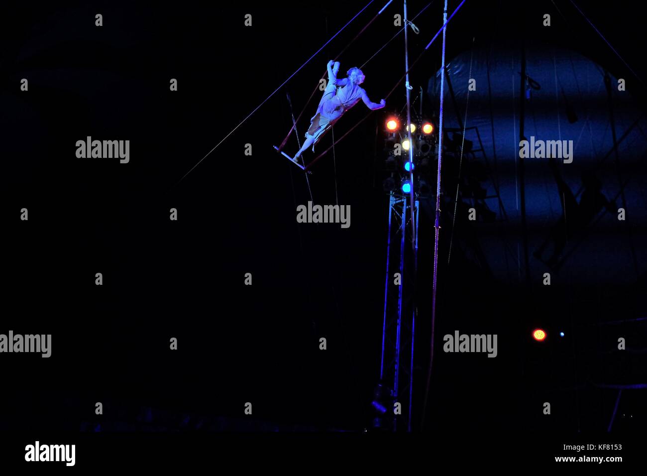 circus trapeze artist Stock Photo - Alamy