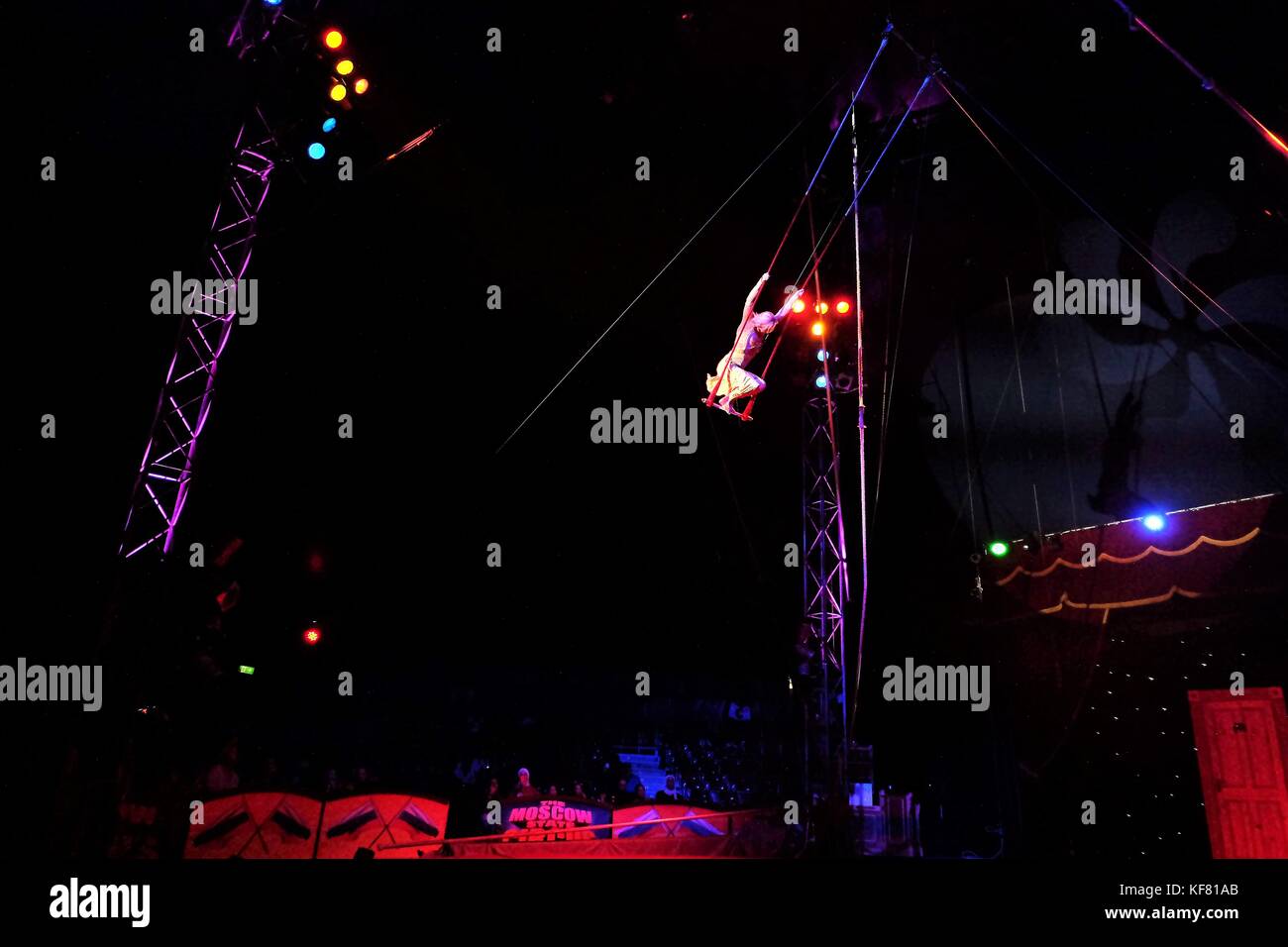 circus trapeze artist Stock Photo - Alamy