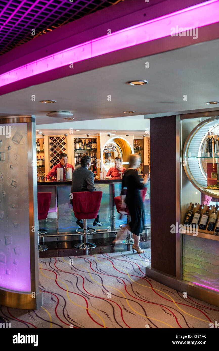USA, Alaska, Glacier Bay, Pinnacle Bar which is located aboard the ms ...