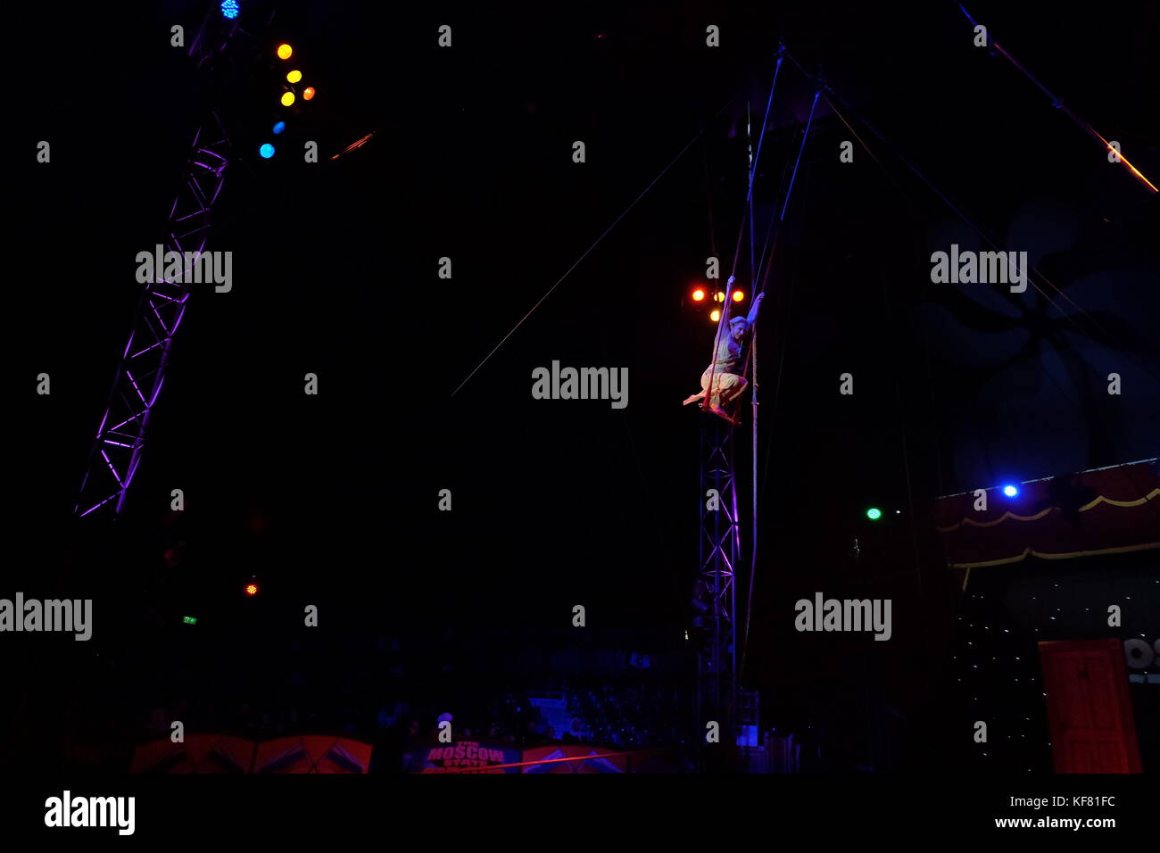 circus trapeze artist Stock Photo - Alamy