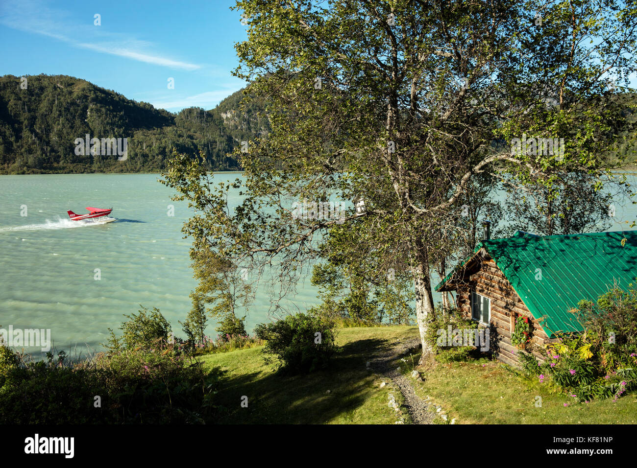 USA, Alaska, Redoubt Bay, Big River Lake, a float plane departing from ...