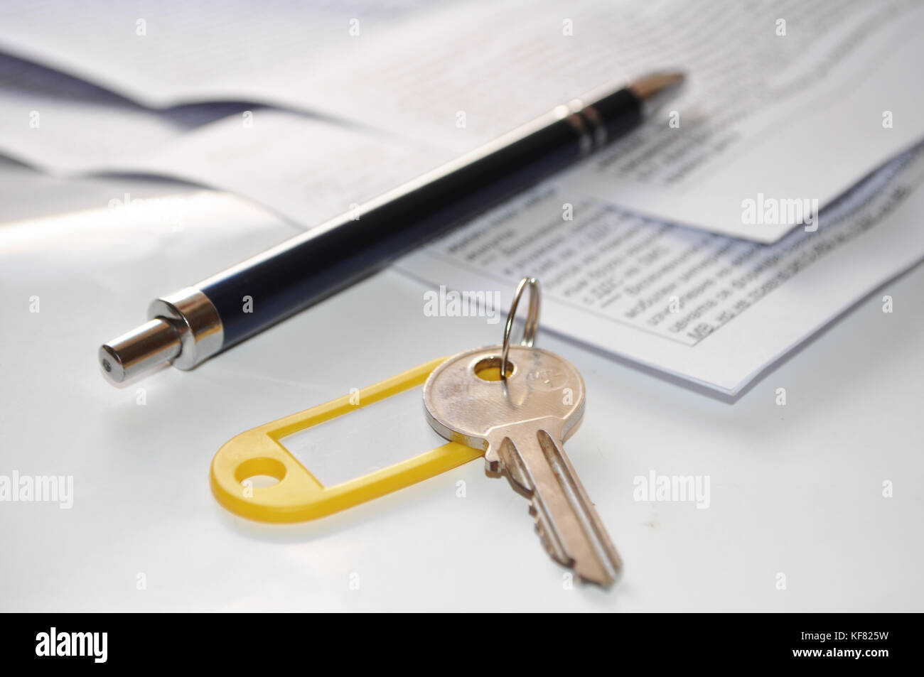Key holder with documents hi-res stock photography and images - Alamy