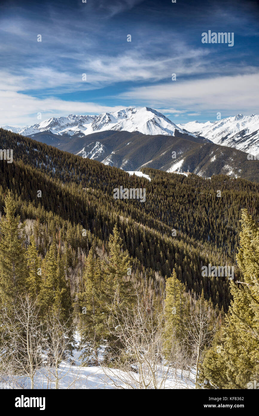 Aspen ski resort hi-res stock photography and images - Alamy