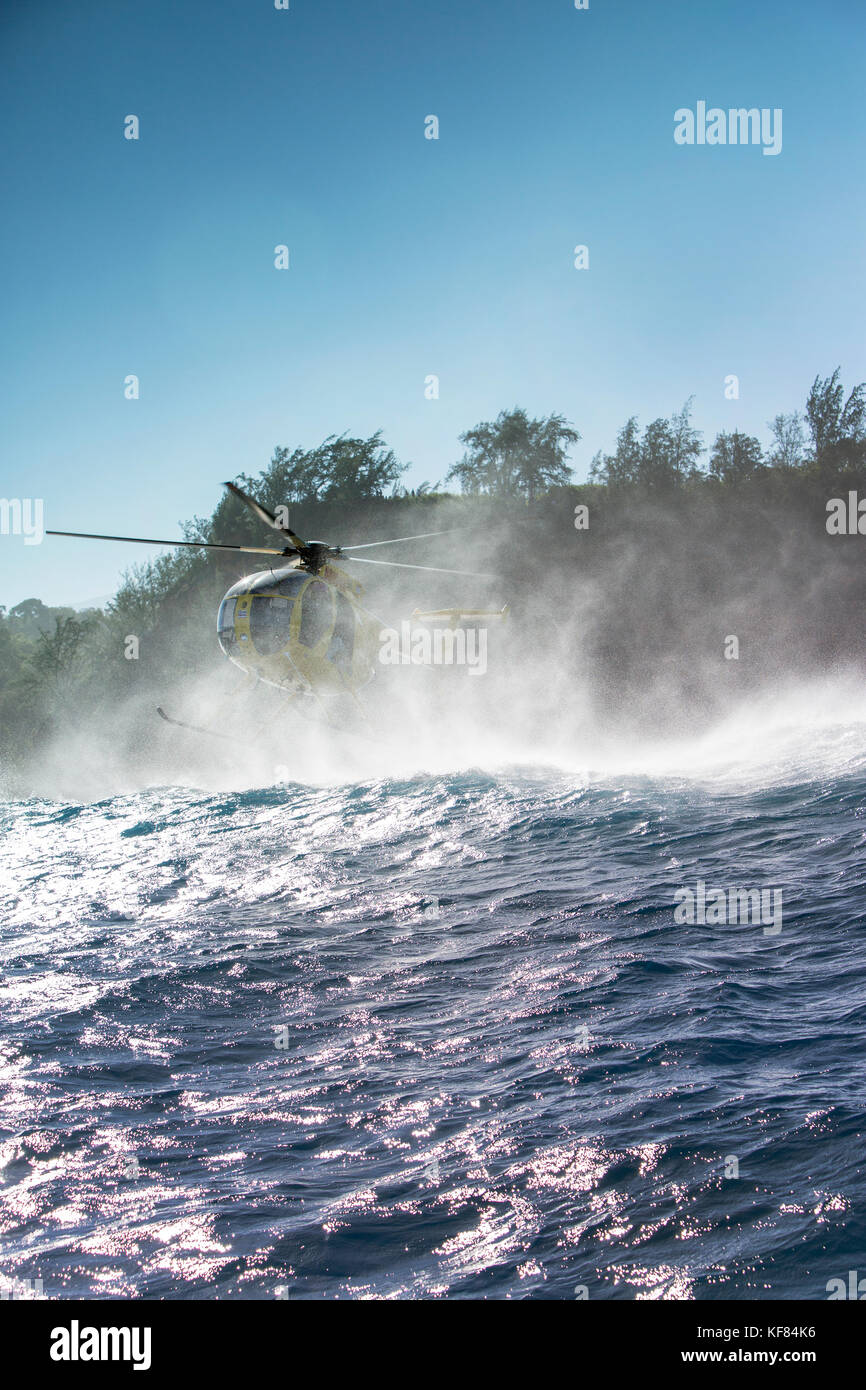 Air jaws hi-res stock photography and images - Alamy