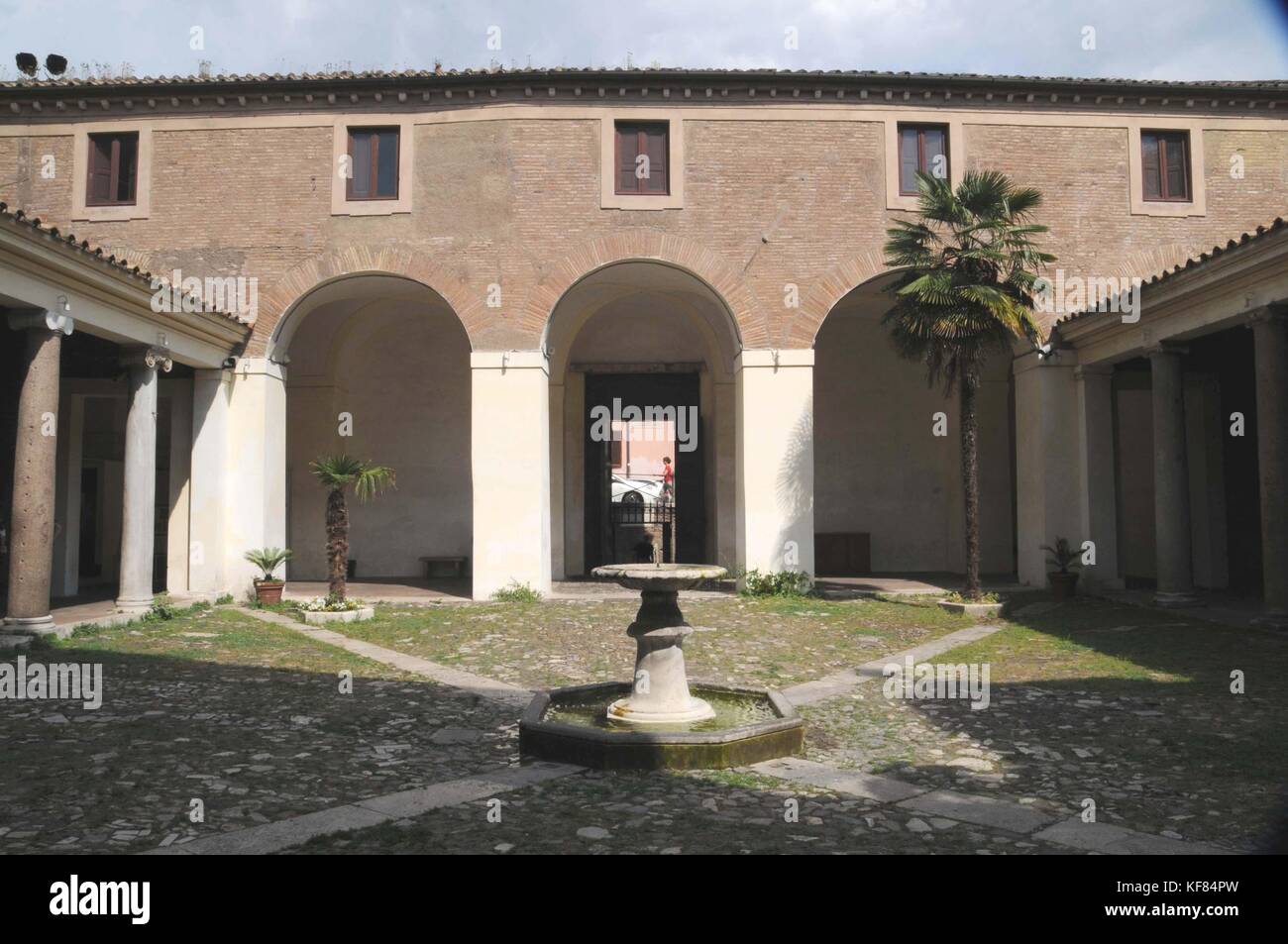 Basilica san clemente rome hi-res stock photography and images - Alamy