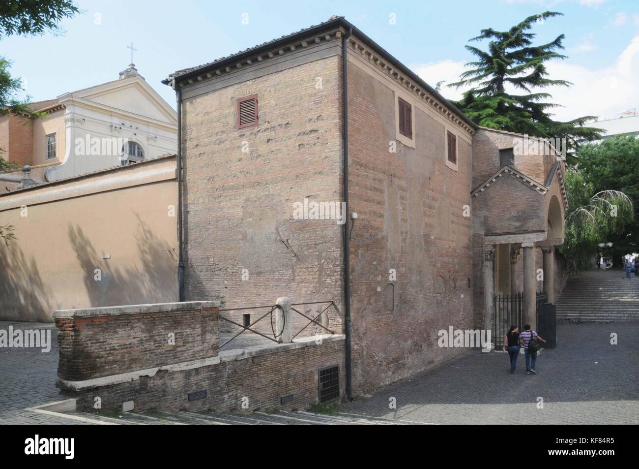 In basilica san clemente rome hi-res stock photography and images - Alamy