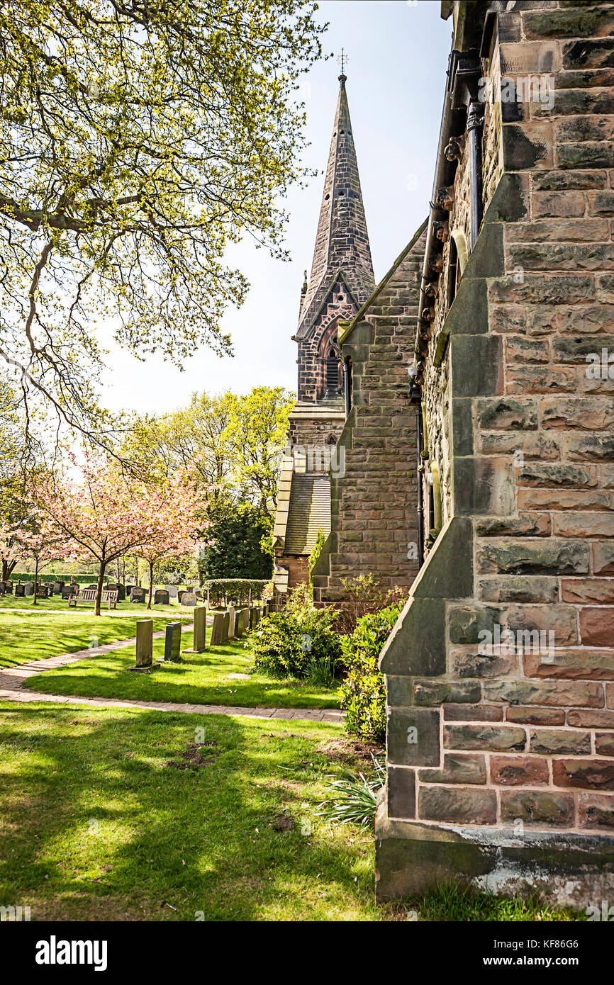 St john the evangelists church hi-res stock photography and images - Alamy
