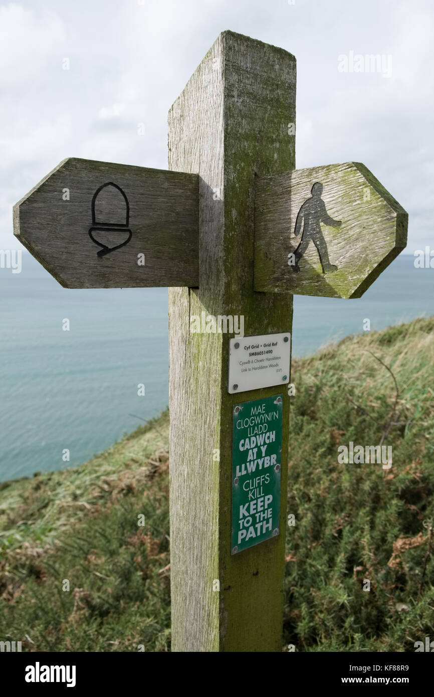 Pembrokeshire Coastal Path Sign High Resolution Stock Photography and ...