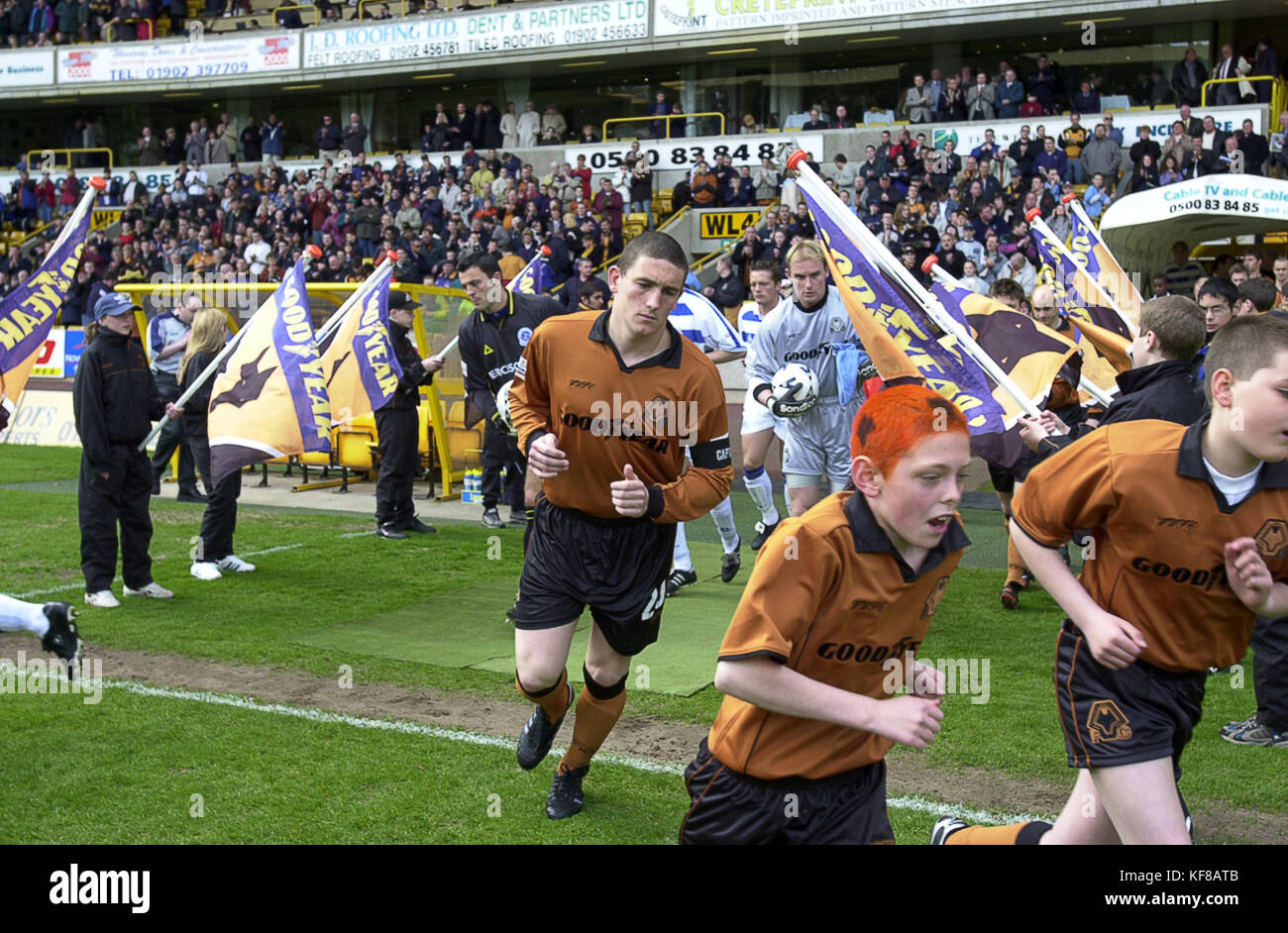 Wolverhampton Wanderers footballer Keith Andrews leads the team as ...