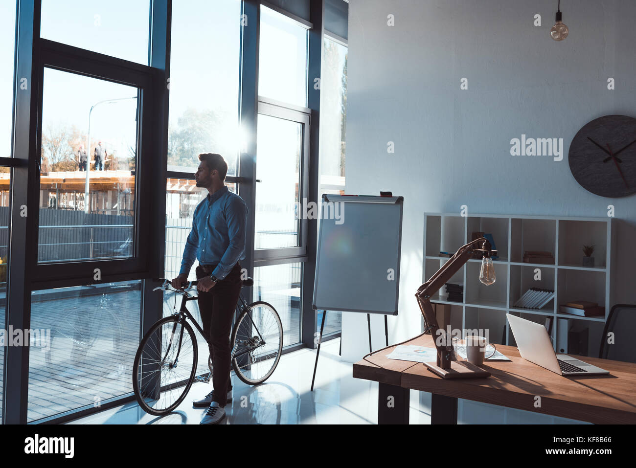 Transport office worker hi-res stock photography and images - Alamy