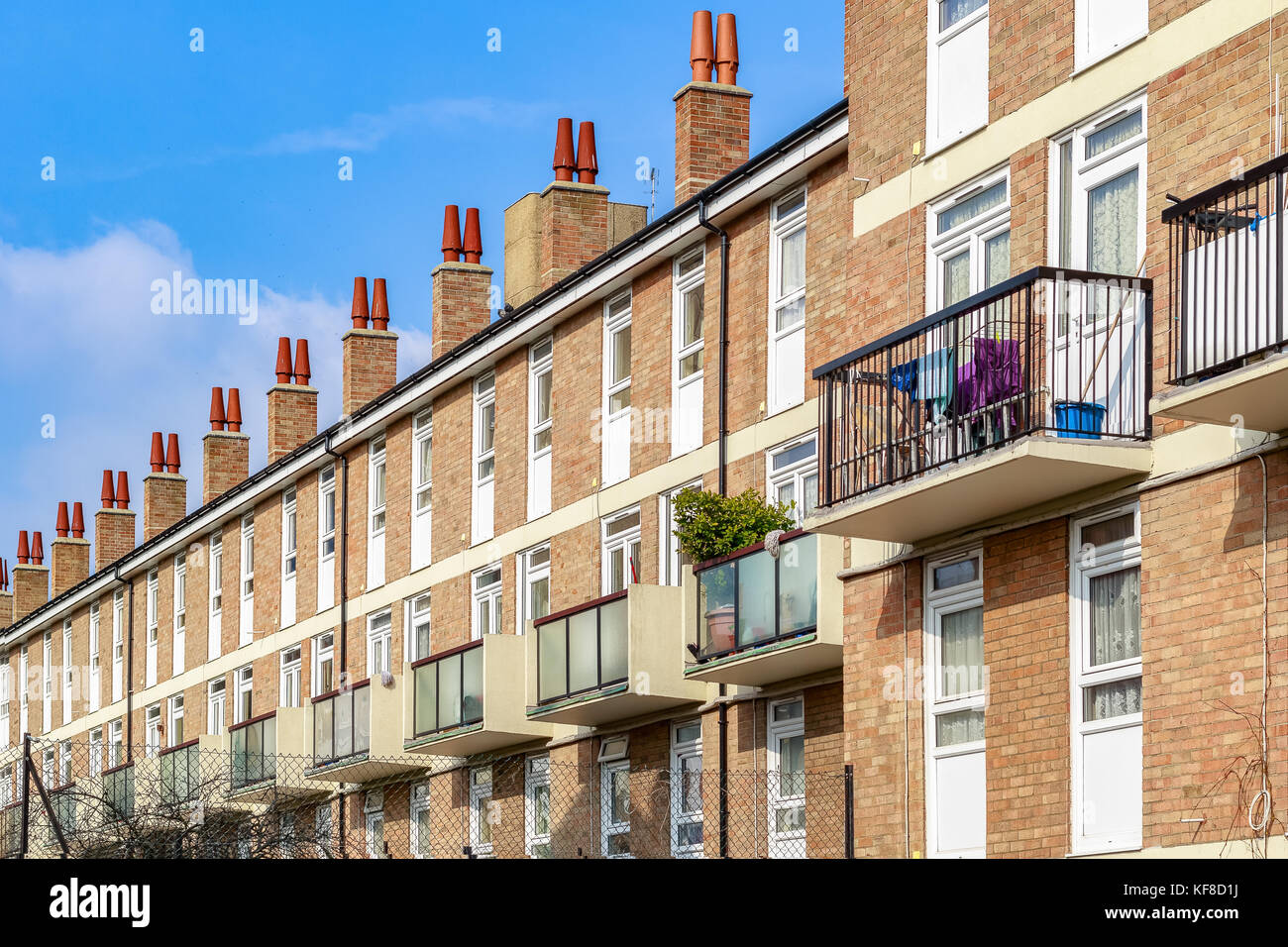 Traditional Working Class Houses Stock Photos & Traditional Working ...