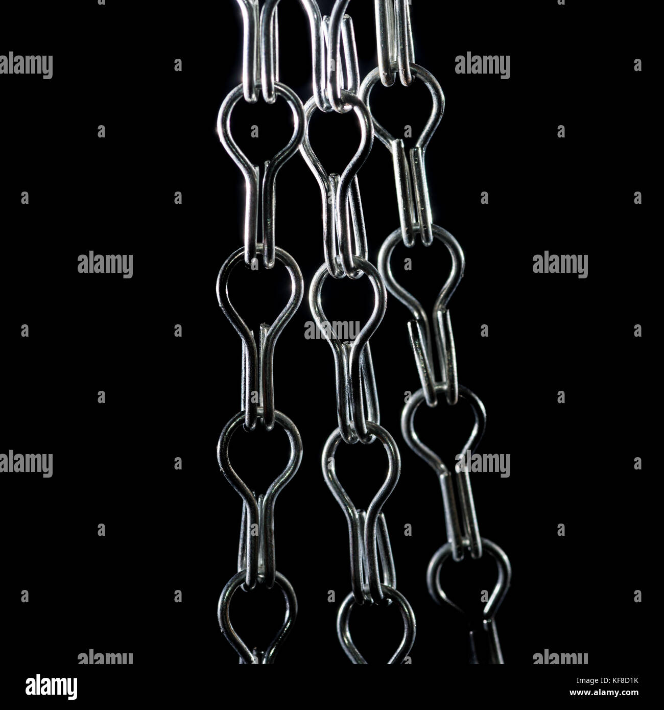 Metal chain metal chains cut out cut out hi-res stock photography and ...