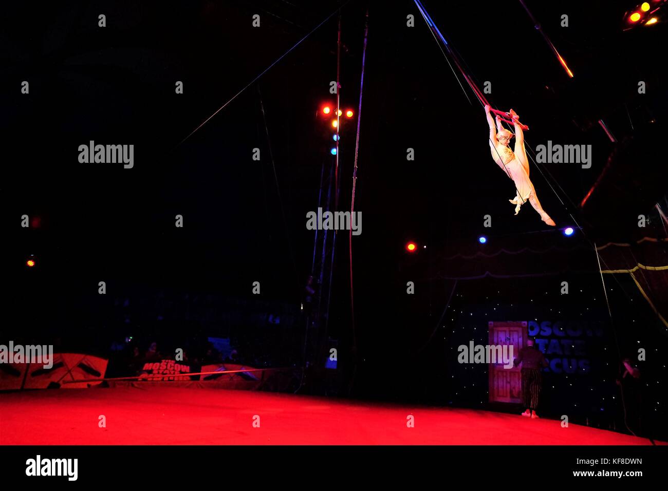 circus trapeze artist on swing Stock Photo - Alamy