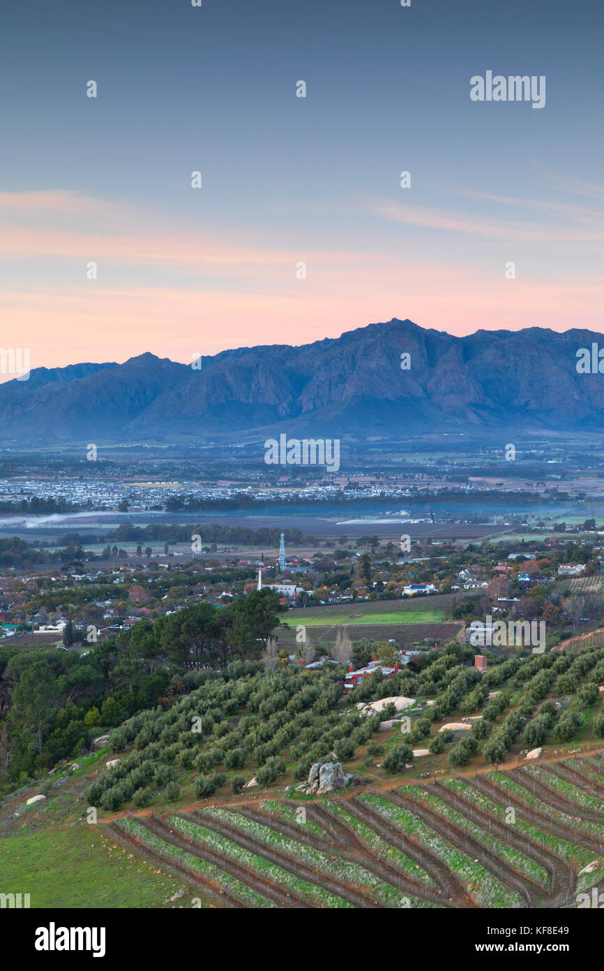 Paarl Valley at dawn, Paarl, Western Cape, South Africa Stock Photo - Alamy