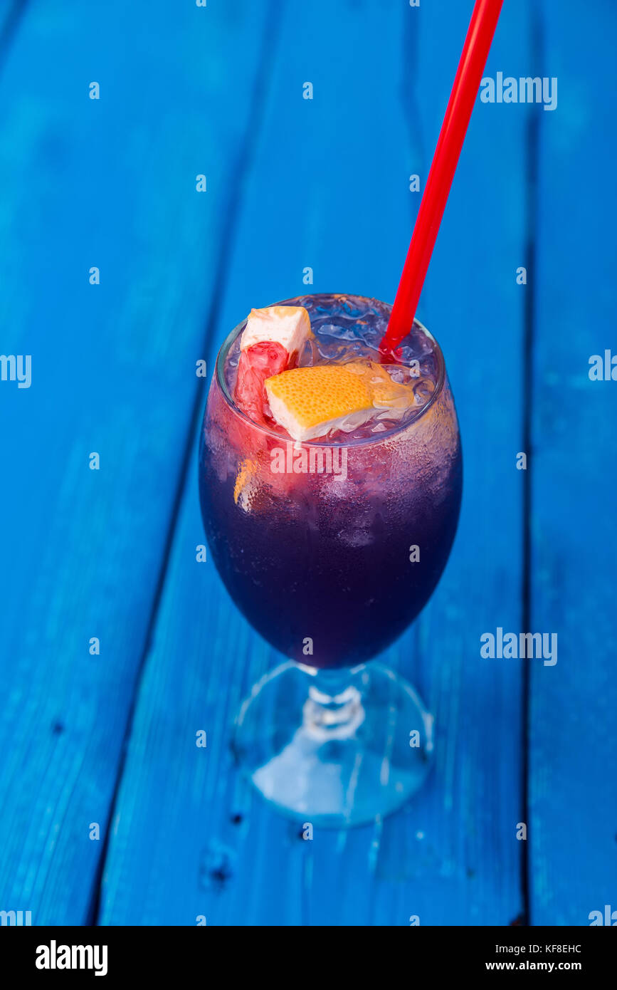 Dark restaurant cocktail with grapefruit Stock Photo - Alamy