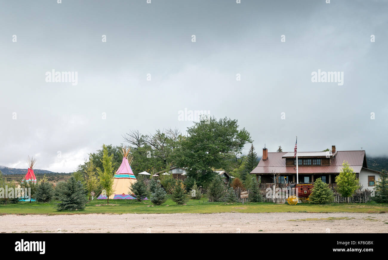 Structure of a tipi hi-res stock photography and images - Alamy