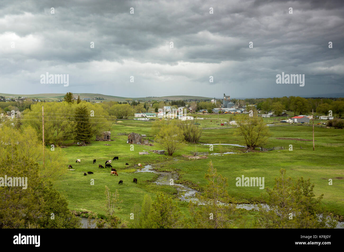 Daylight enterprise exterior hi-res stock photography and images - Alamy