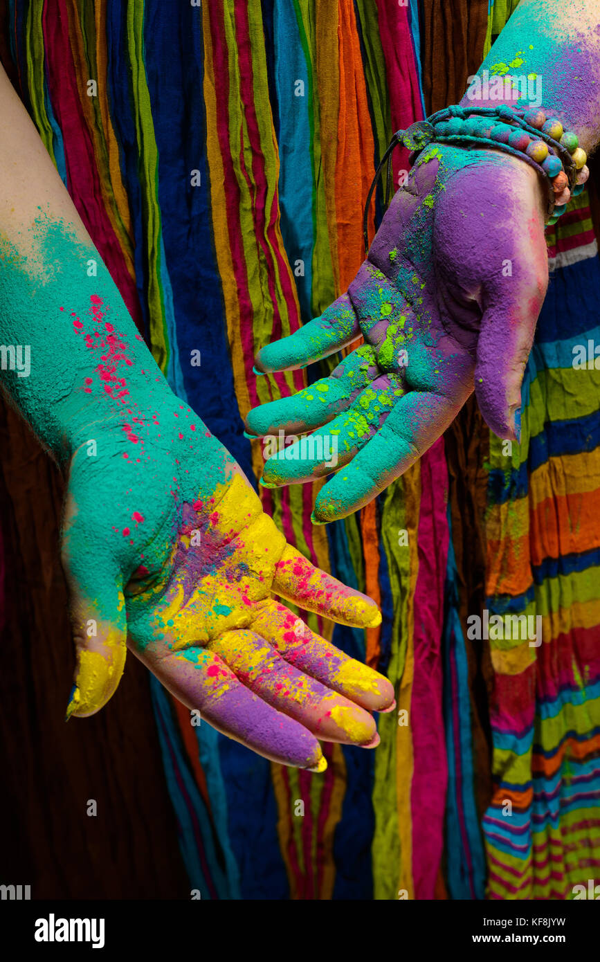 Holi rangoli hi-res stock photography and images - Alamy