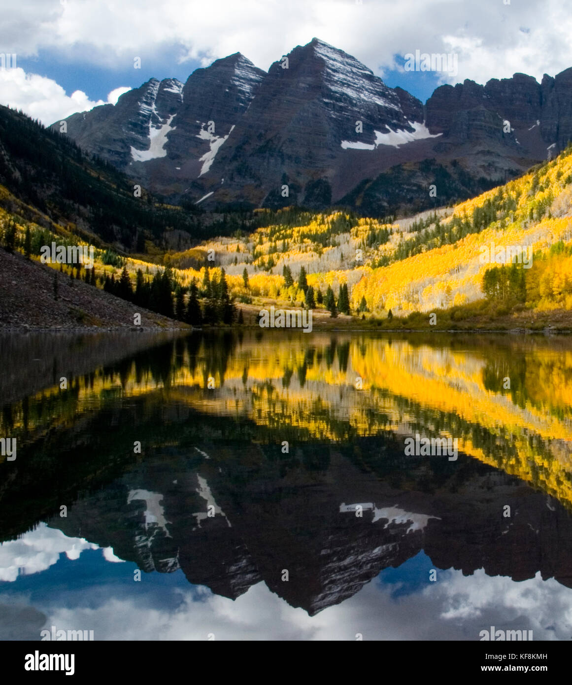 Maroon river hi-res stock photography and images - Alamy