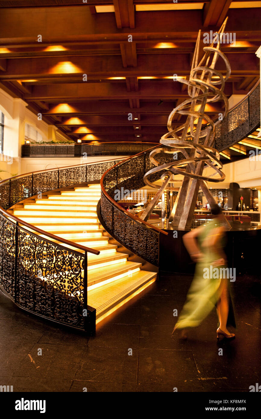 PHILIPPINES, Manila, interior of the Softel Metripole Hotel Stock Photo ...