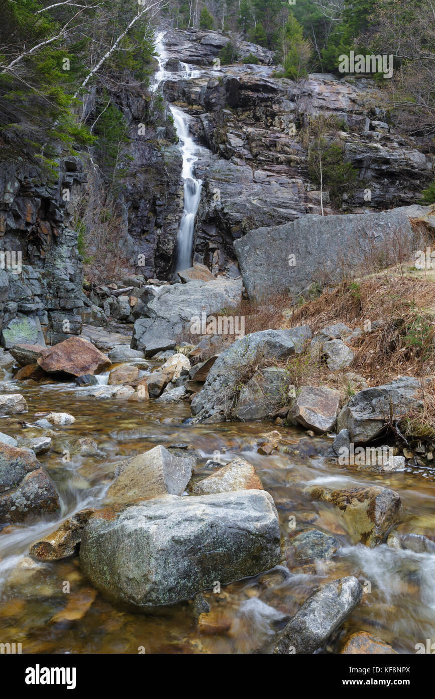 Silver Cascade in Crawford Notch State Park in the New Hampshire White ...