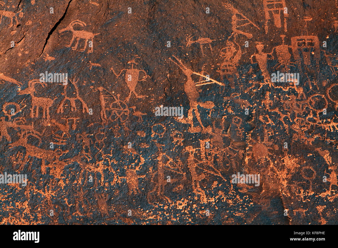 USA, Utah, Bluff, Sand Island Petroglyph panel, Southeast Utah rock art ...