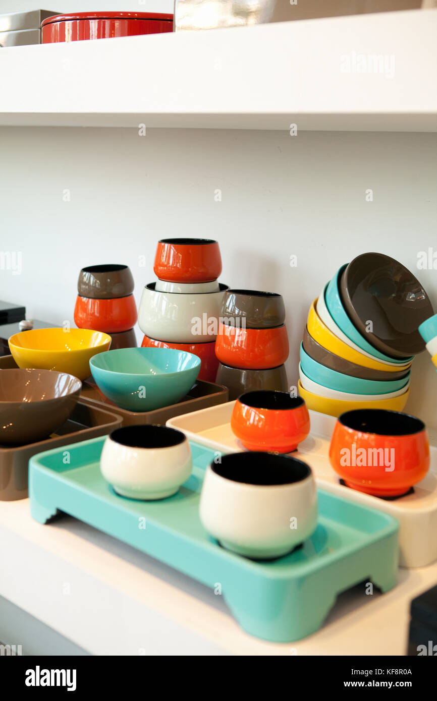 VIETNAM, Saigon, Ho Chi Minh City, colorful tableware / lacquerware ...