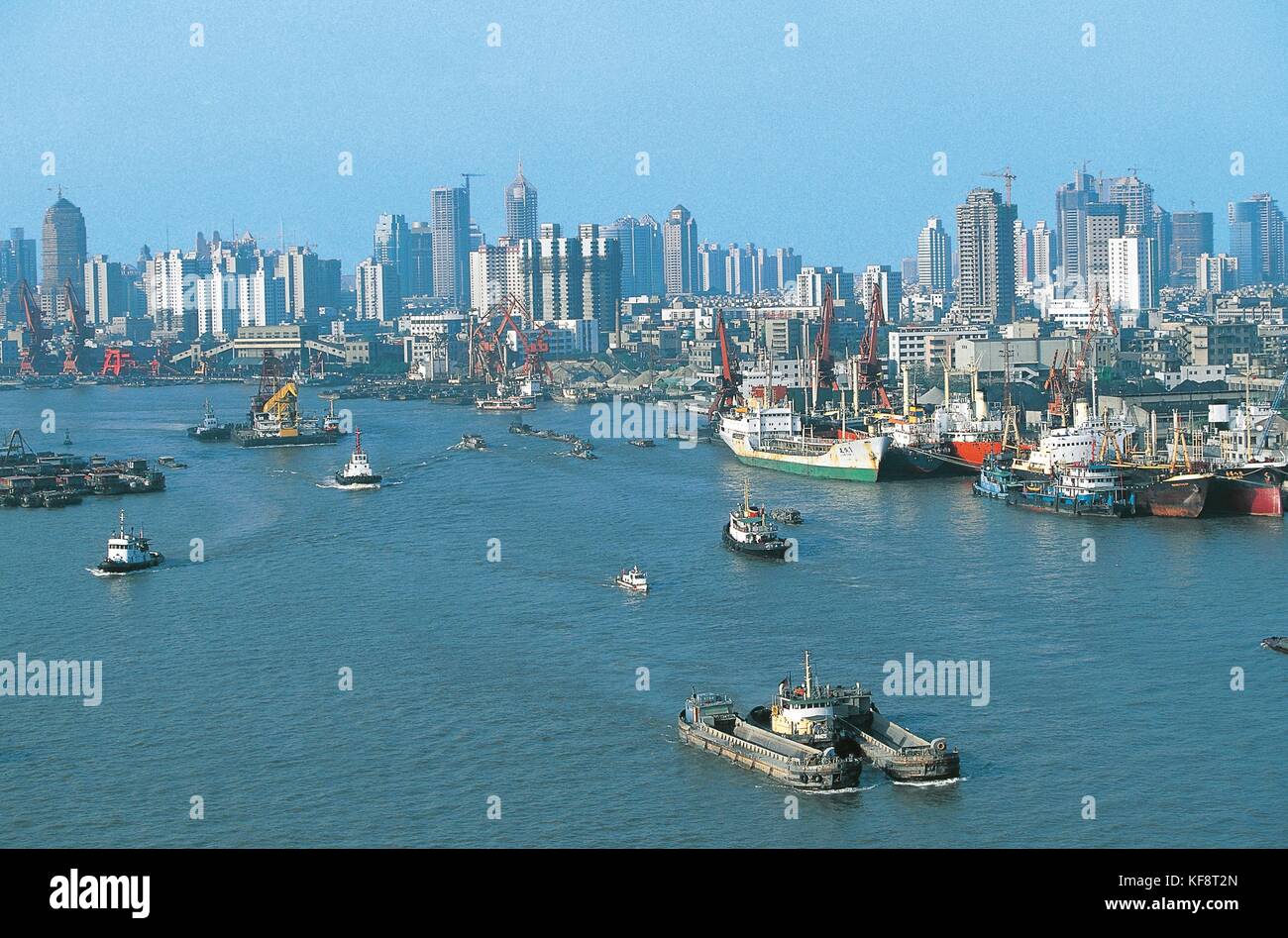 China Shanghai Huangpu River Stock Photo - Alamy
