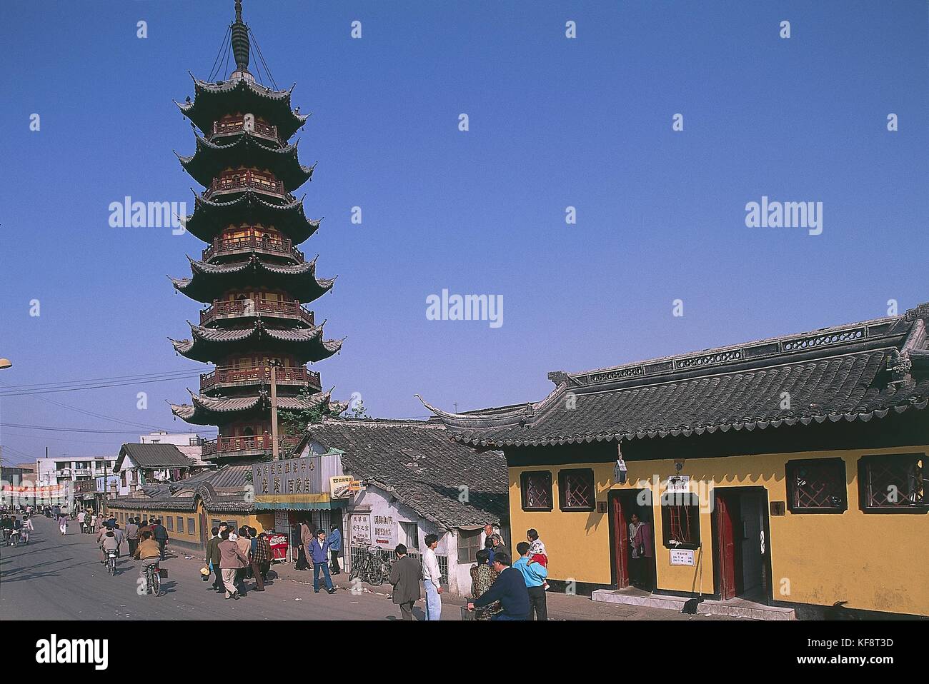 China Shanghai Longhua Pagoda Stock Photo - Alamy