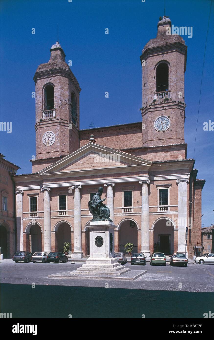 Marche, Camerino (Mc). Duomo Stock Photo - Alamy