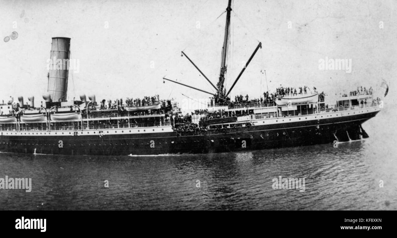 Omrah hi-res stock photography and images - Alamy