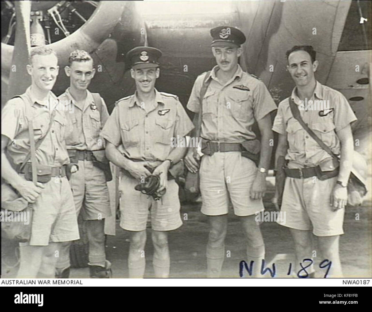Australian soldiers world war ii raaf hi-res stock photography and ...