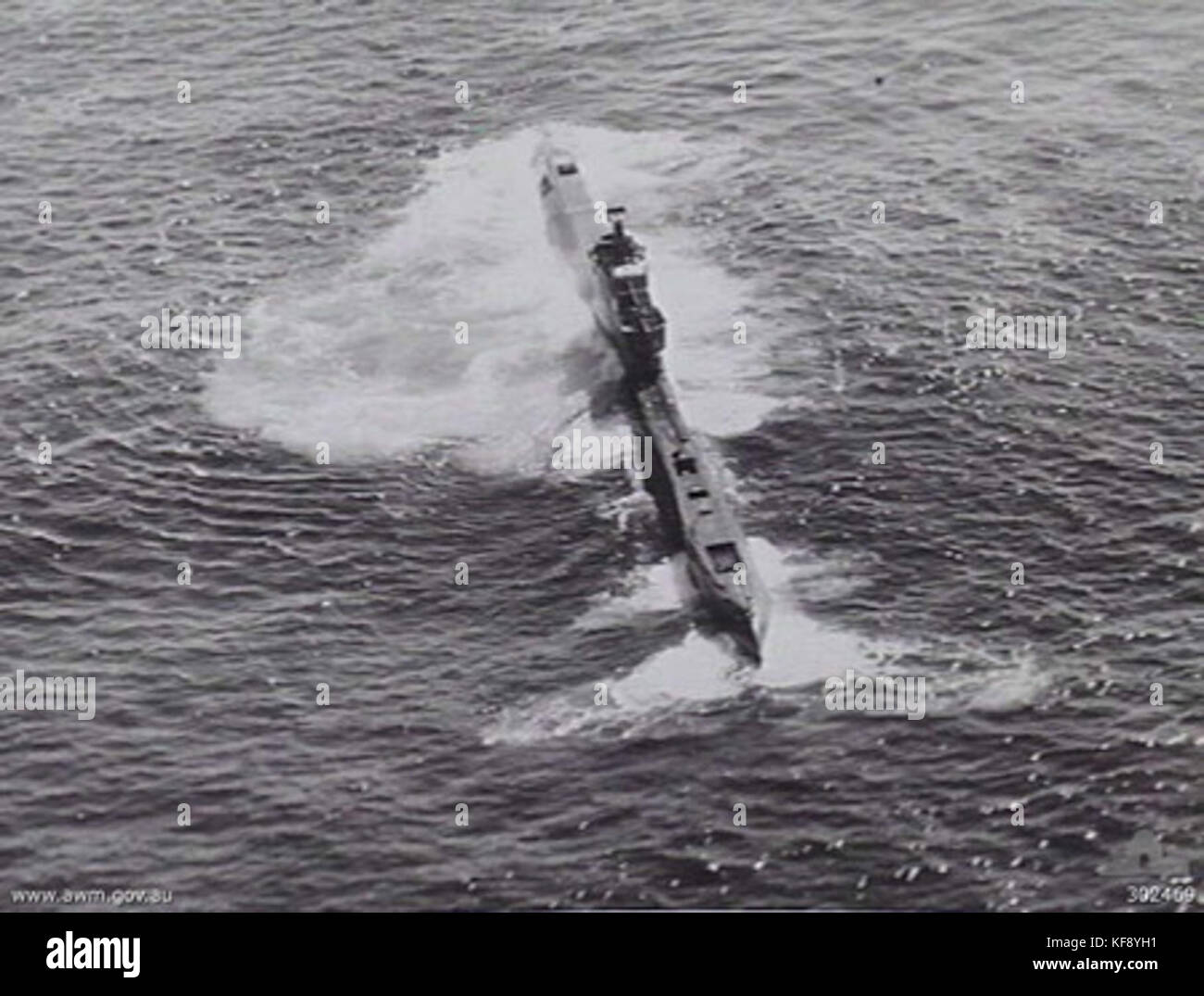 HMS Phoenix 1939 AWM 302469 Stock Photo - Alamy
