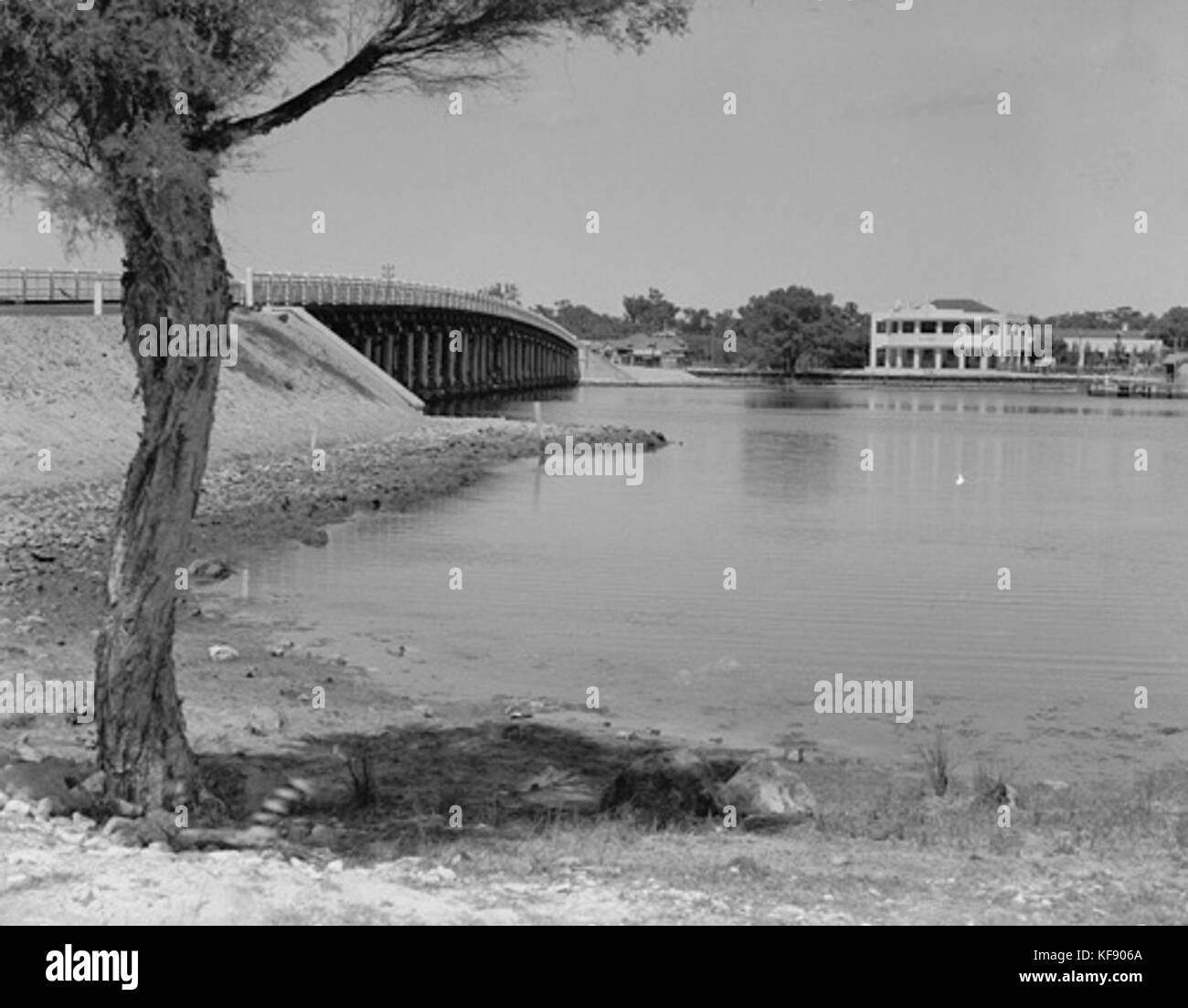 Canning bridge hi-res stock photography and images - Alamy