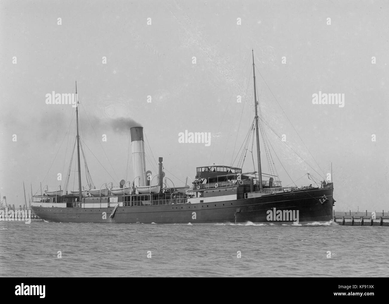 Peregrine (ship, 1891) SLV H91.108 2287 Stock Photo - Alamy