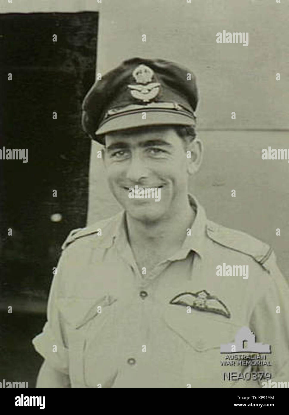 Pilot Officer McDavitt of 5 Squadron RAAF Mareeba March 1944 AWM ...