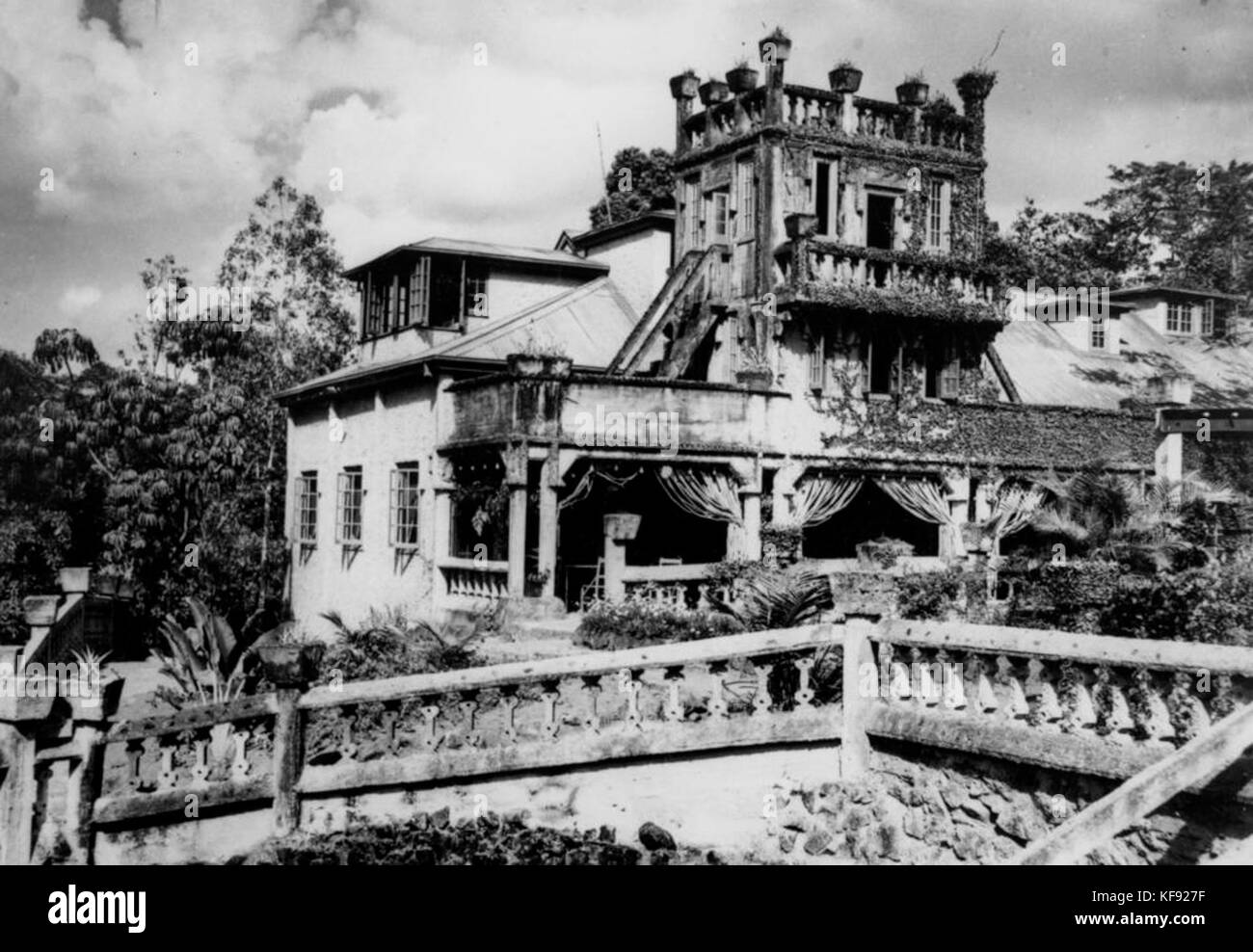 1 119188 'Paronella Park' castle at Mena Creek, Queensland, 1948 Stock ...