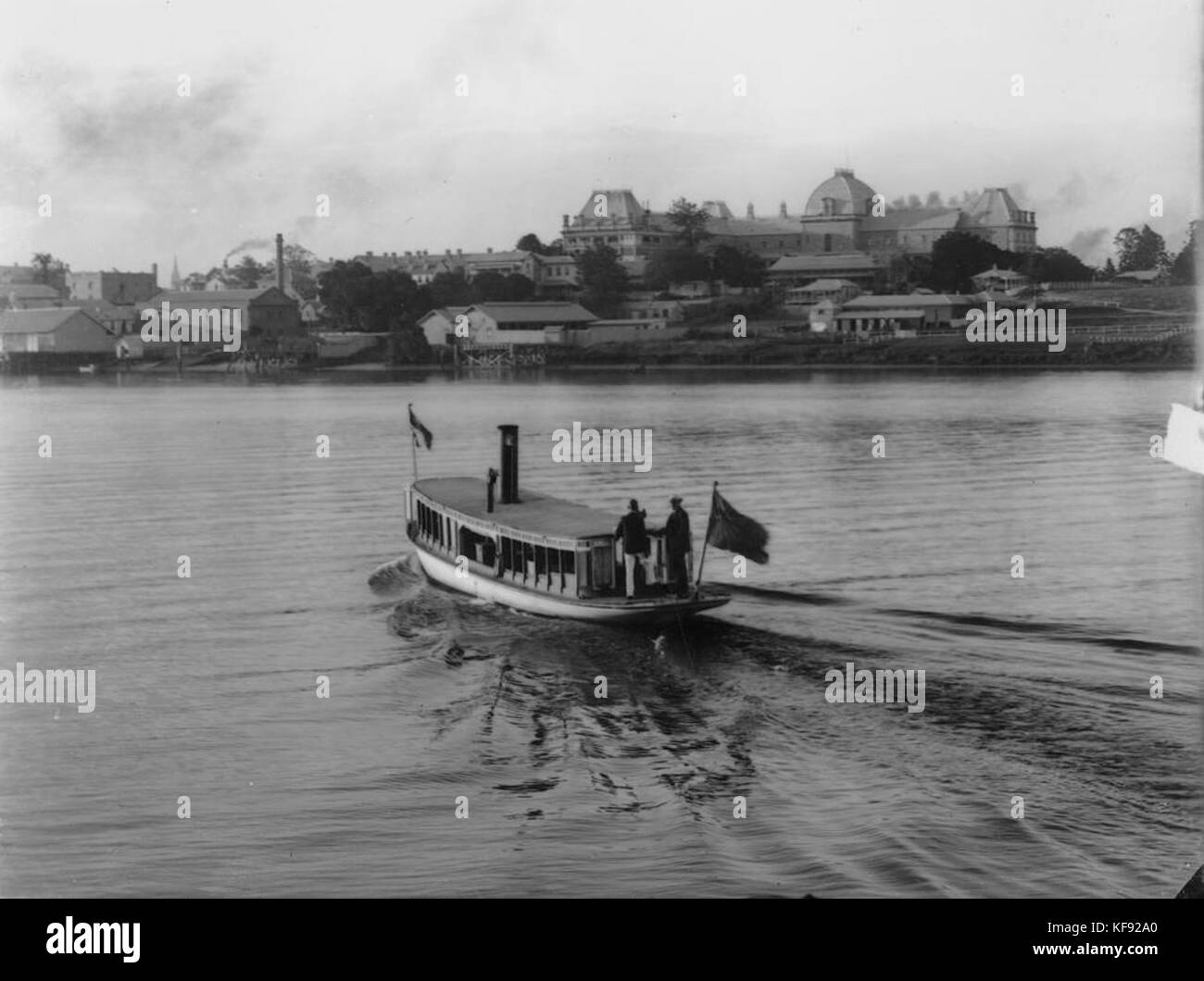 This image shows the Alice Street ferry operating on the Brisbane River ...