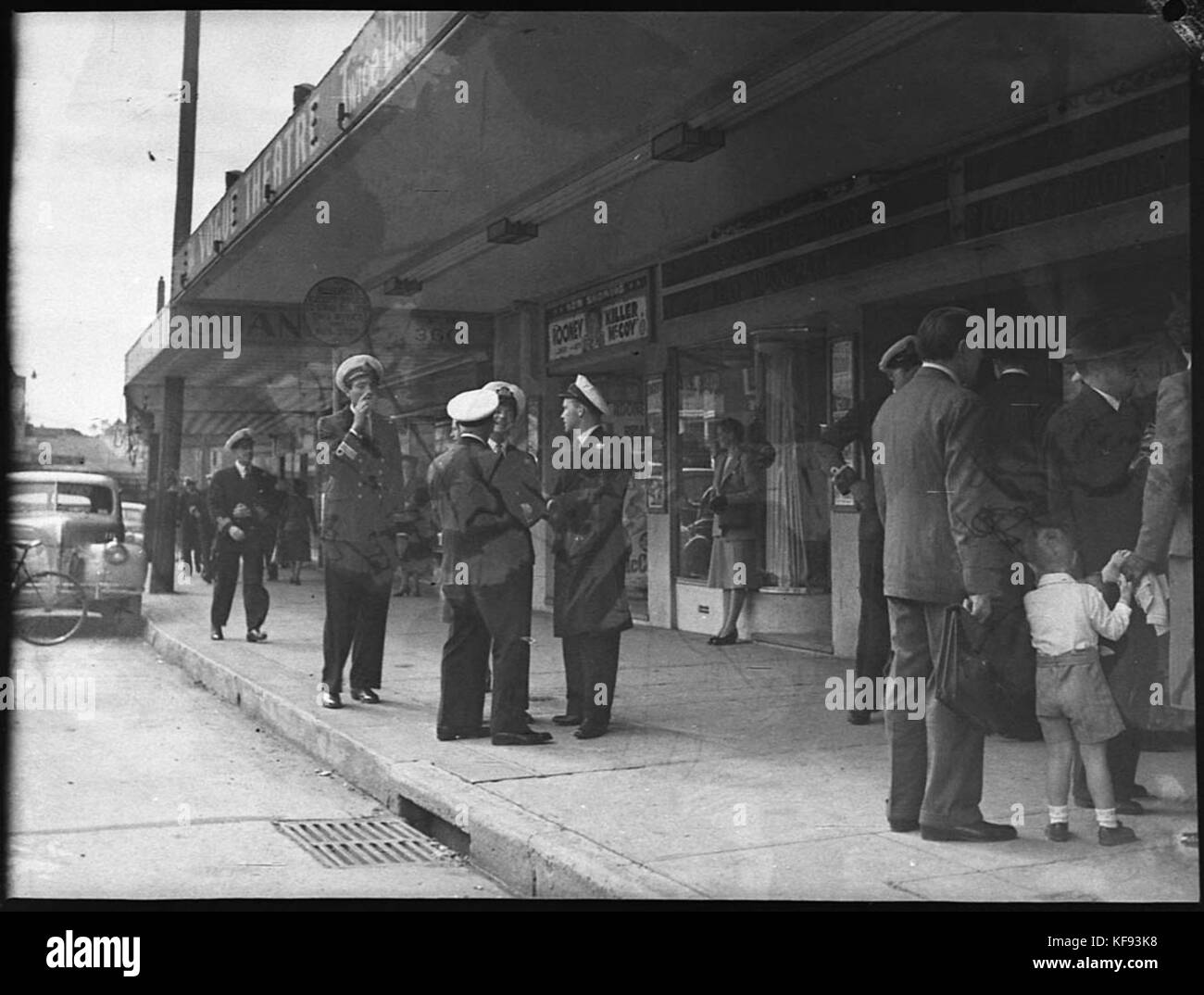 Embassy visual Black and White Stock Photos & Images - Alamy