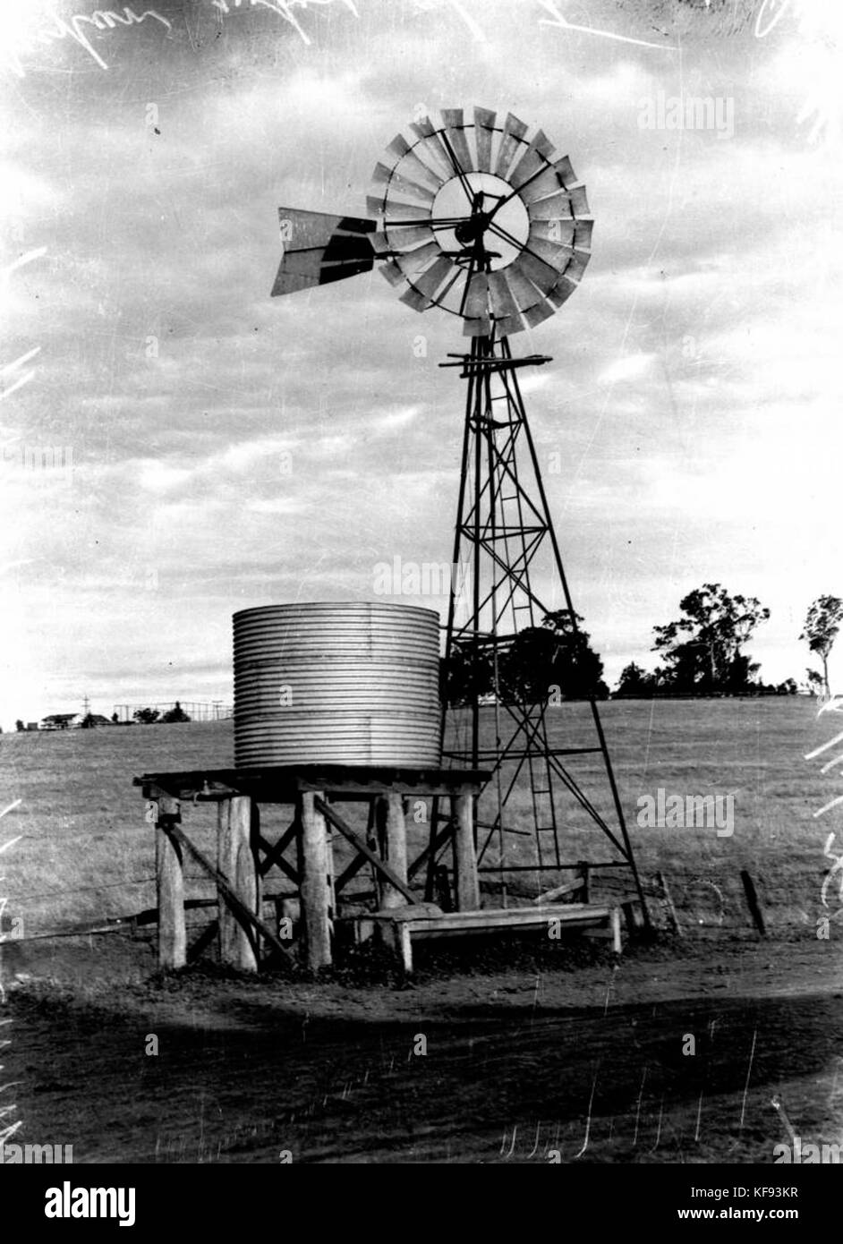 1 126079 Windmill near Toowoomba, 1939 Stock Photo - Alamy