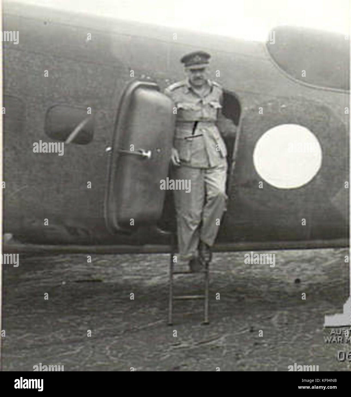 Major General Chapman arrives at Mareeba March 1944 AWM 065213 Stock ...
