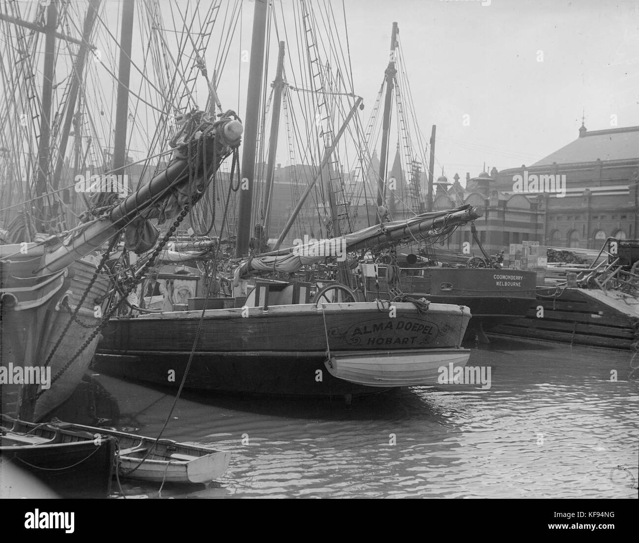 Alma Doepel (ship, 1903) SLV H32028 9 Stock Photo - Alamy