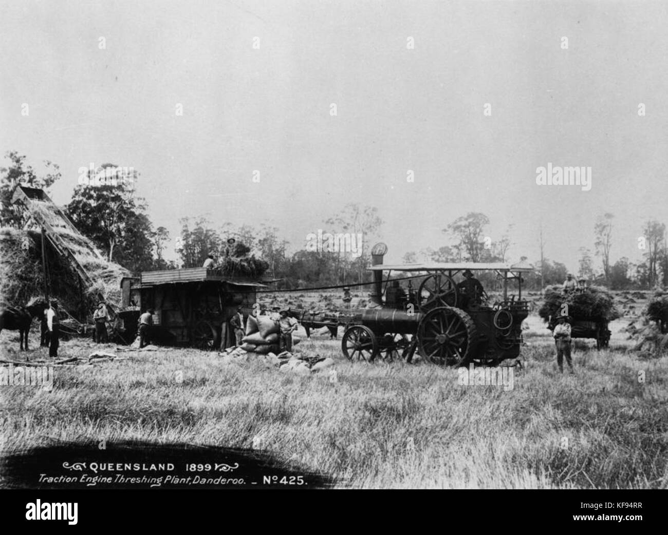 Steam driven threshing machine hi-res stock photography and images - Alamy