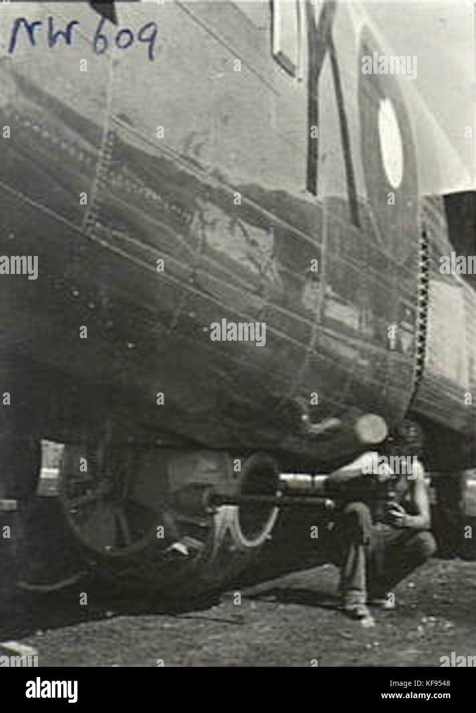 Servicing 24 Squadron RAAF Liberator ball turret NT 1944 AWM NWA0609 ...