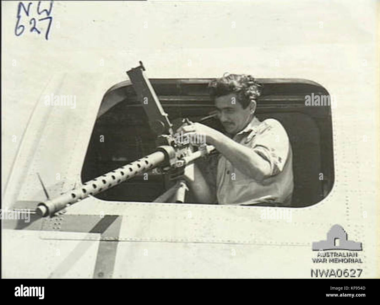 Sergeant Ryan 24 Squadron RAAF with waist gun Fenton NT 1944 AWM ...