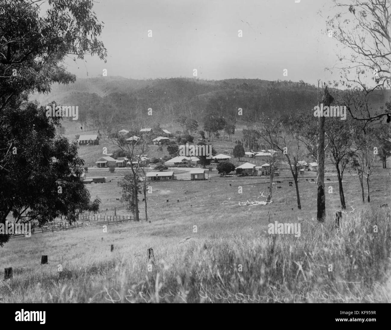 1 104552 Rathdowney township on the Darling Downs, Queensland, 1934 ...