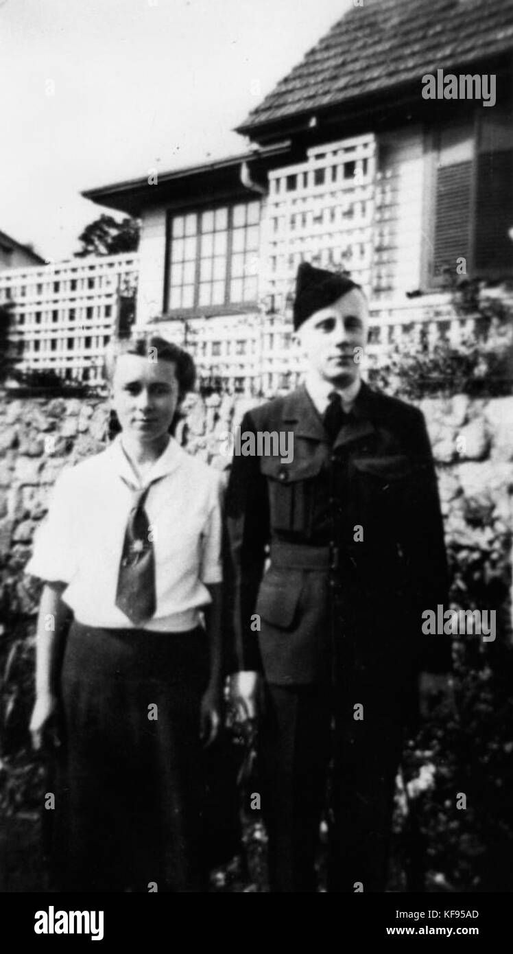 1 129619 Kenneth Edwin Sandercock with his sister Cecily Stock Photo ...