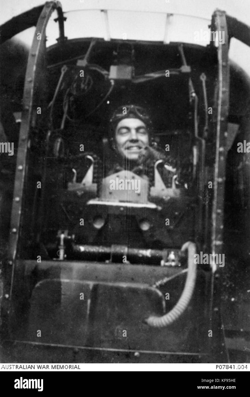 Flight Sergeant Henderson of 463 Squadron RAAF Waddington Nov 1944 AWM ...